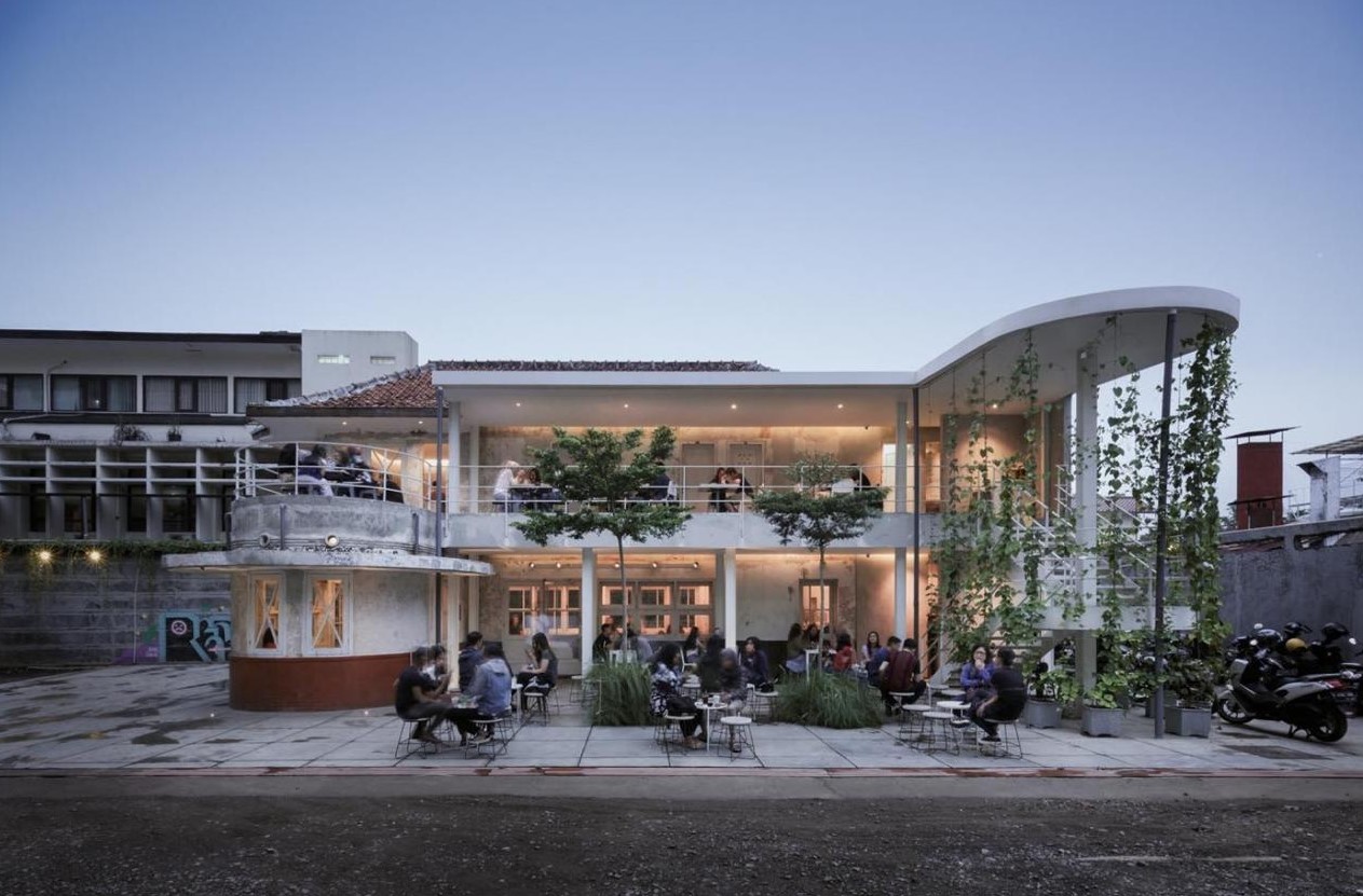 Cafe Dago Yang Sering FYP Di TikTok