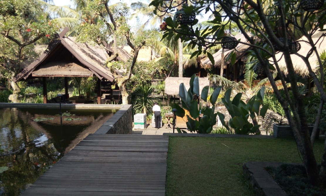 Atmosphere Cafe Resort Bandung Review Lengkap